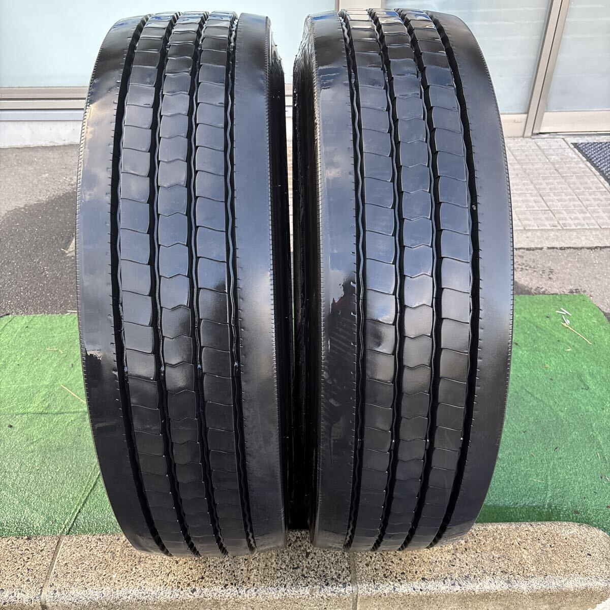 295/80R22.5 DUNLOP SP122 夏タイヤ 2本セット:50000円 | 桜国際貿易オンラインショップ
